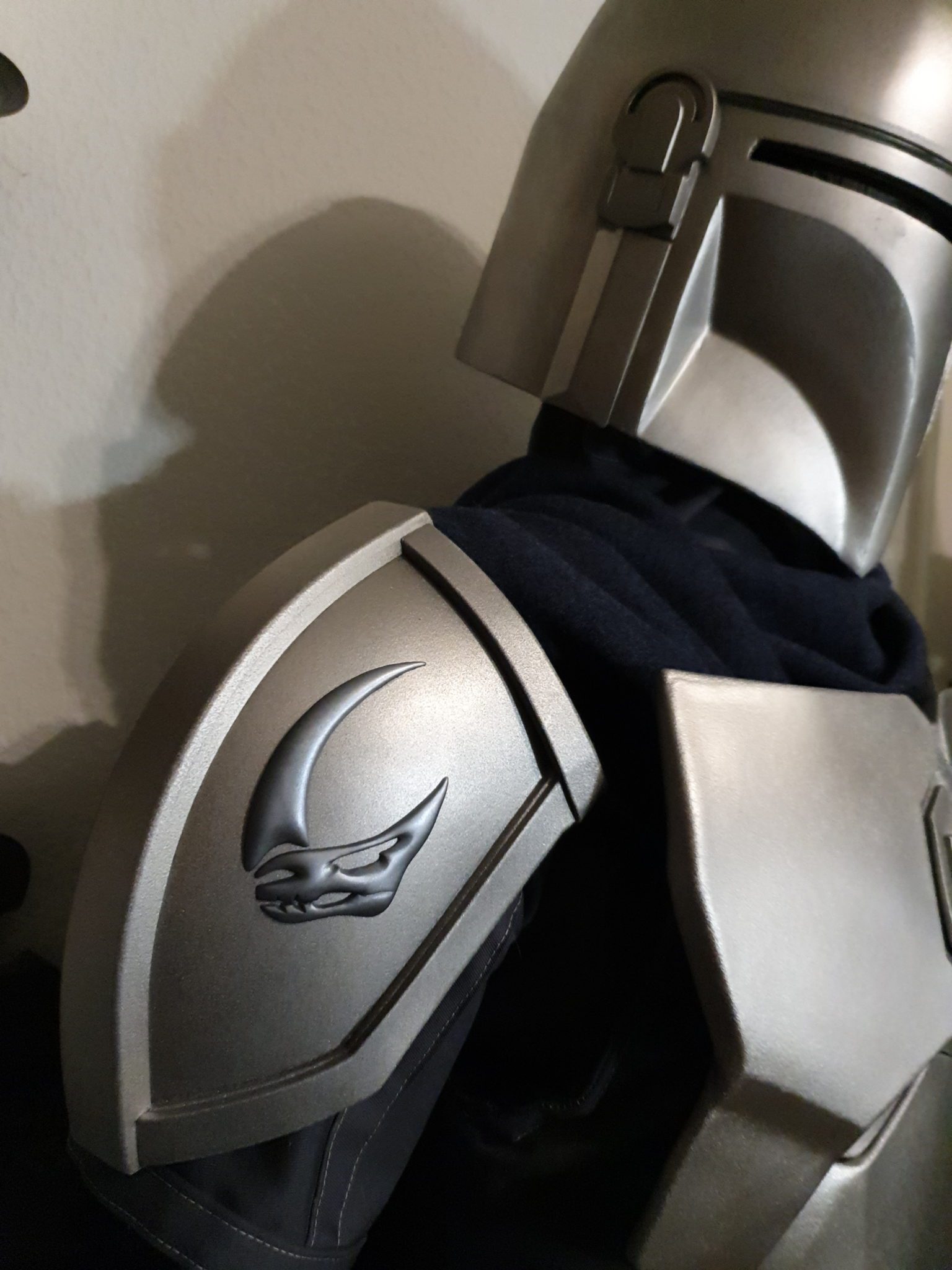 Mudhorn Signet | Folkenstal | Props and Replicas